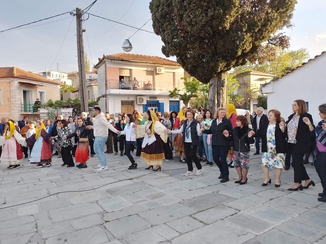 Εντυπωσιακές φορεσιές και τρανός χορός στο Τρίκερι (φώτο- video) - istigmes
