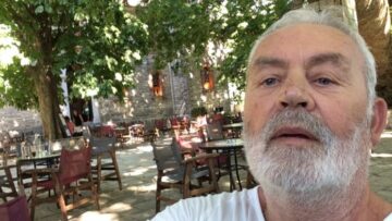 Πεθανε ο μηχανικός αυτοκινήτων Πάρις Καλαφατάκης - istigmes